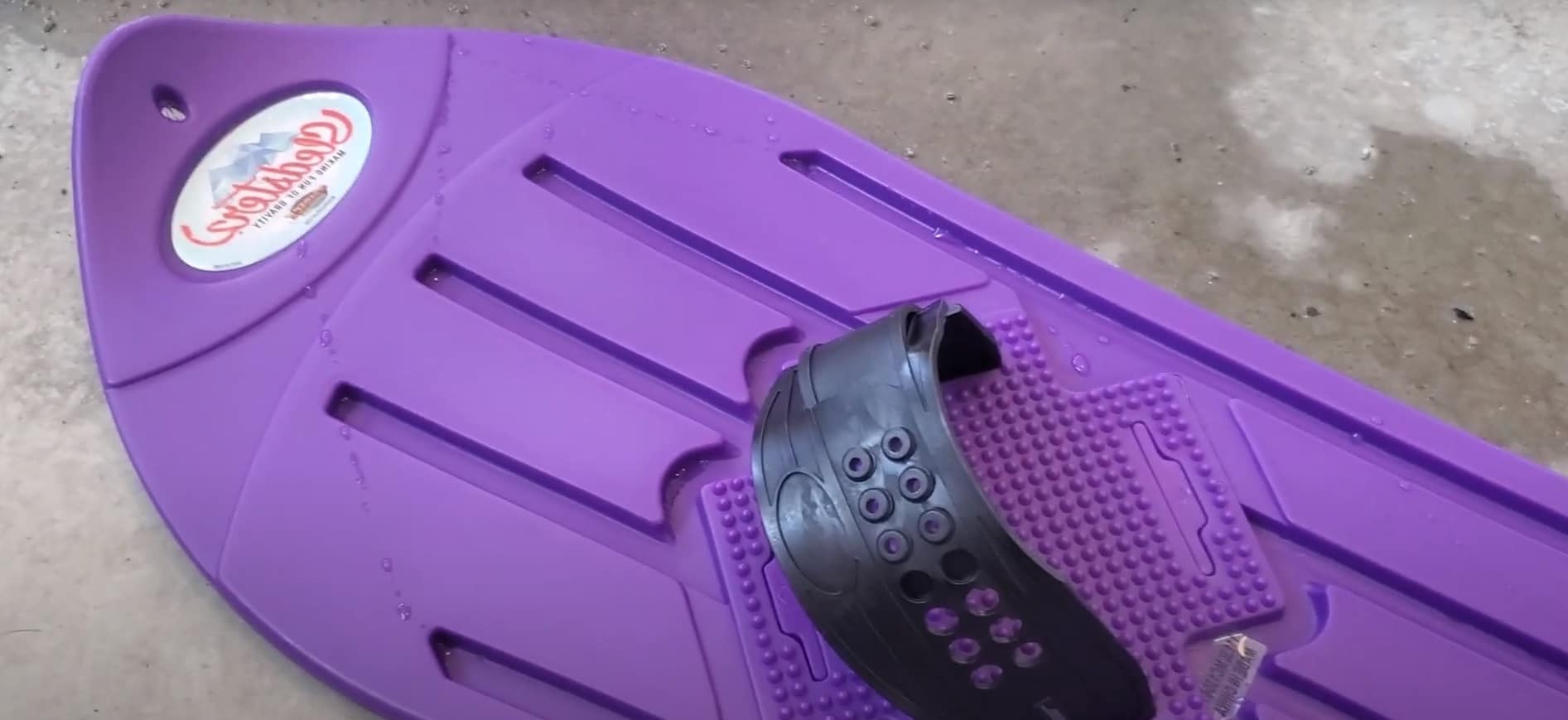 The 7 Best Snowboards for Kids of 2023