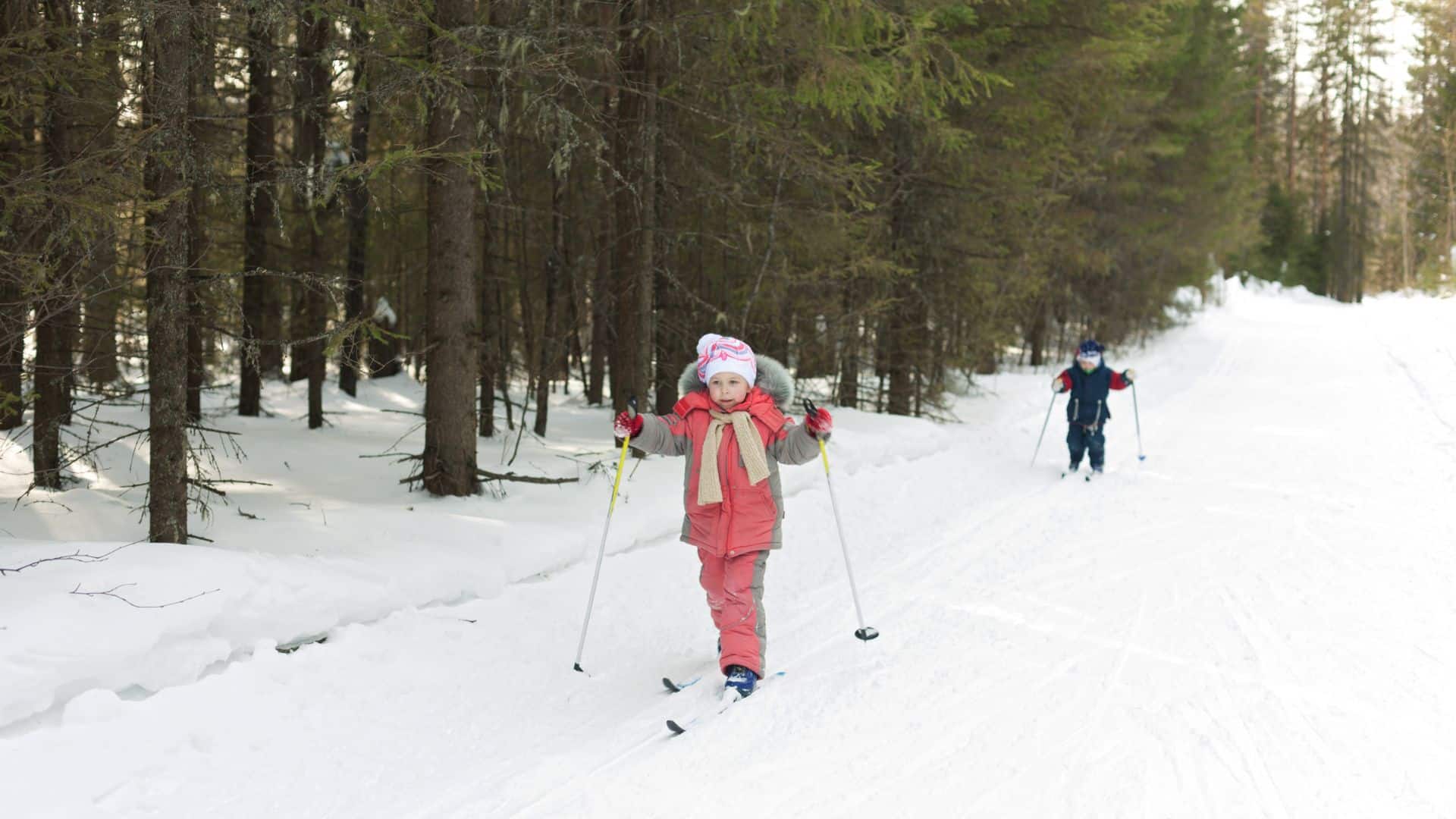 Skiing for Children: At What Age and What Benefits